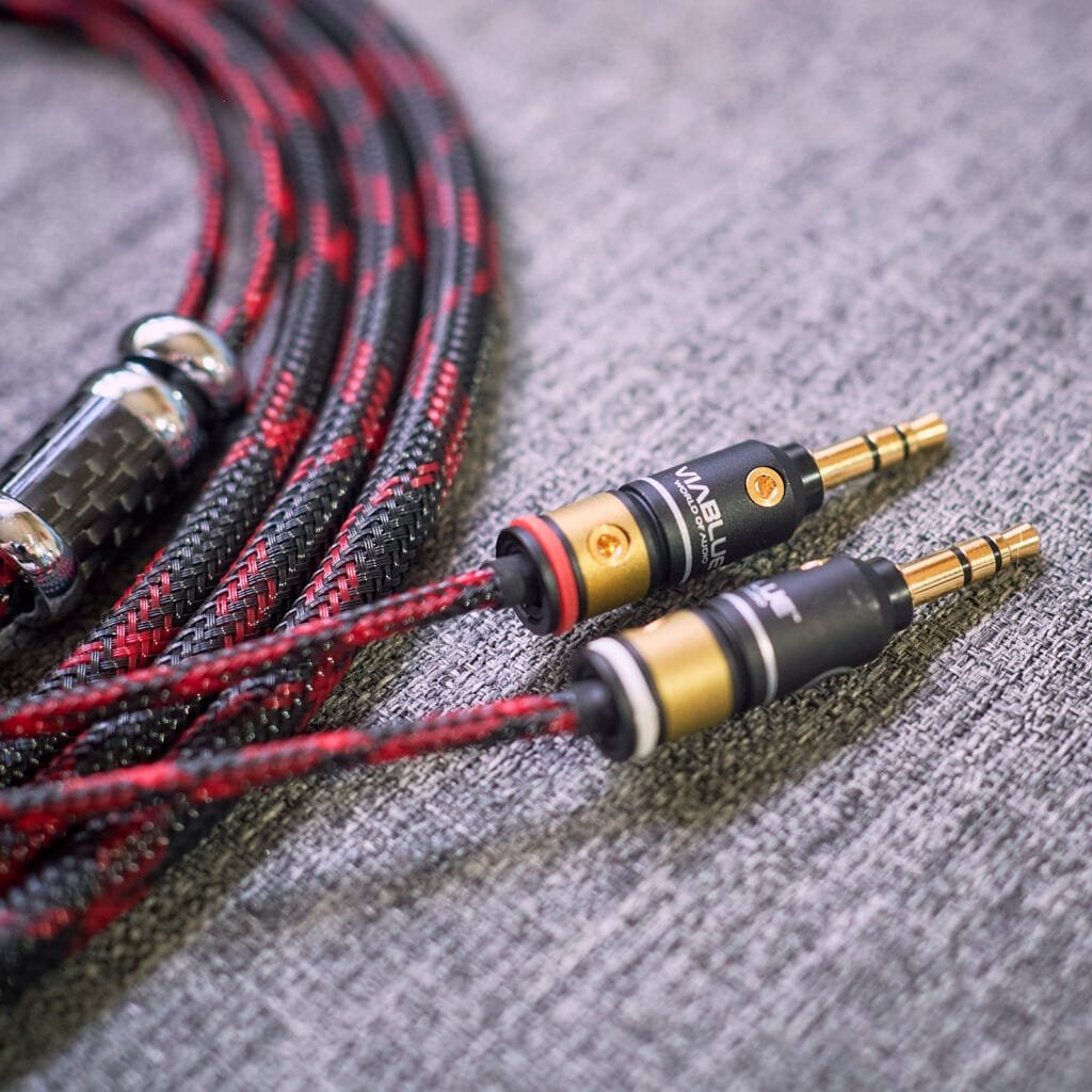 Gotham Cable 85055 Thick 5.5mm² Audiophile Power Cord with Gold-plated ...