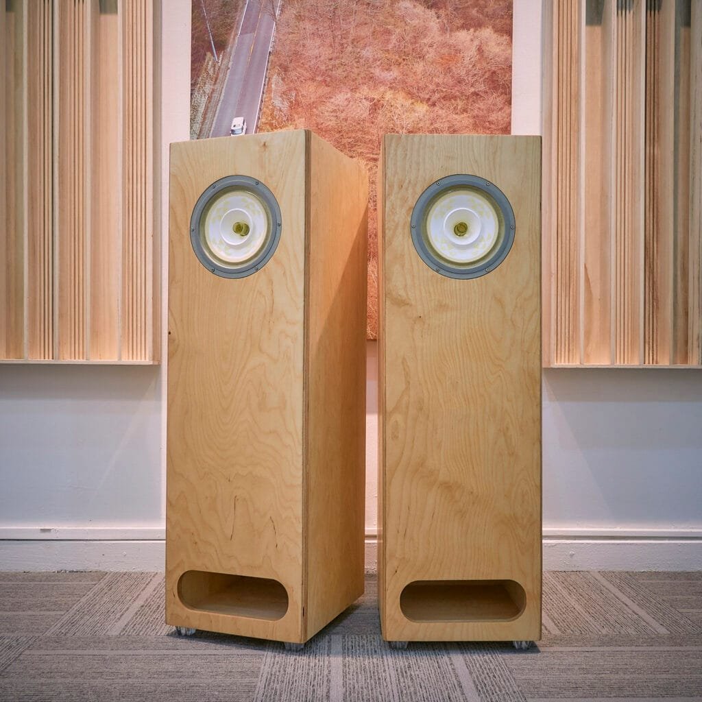 QA LATL 8 Full-range True-to-life Vocal Hifi Transmission-Line Speakers ...